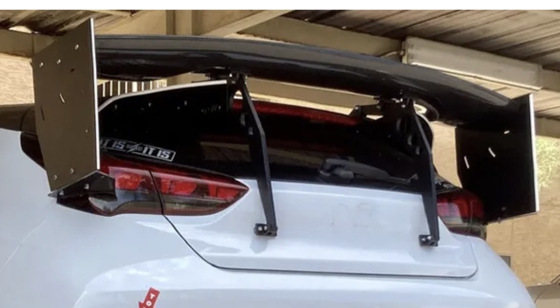 Veloster N Wings – Occam's Racer